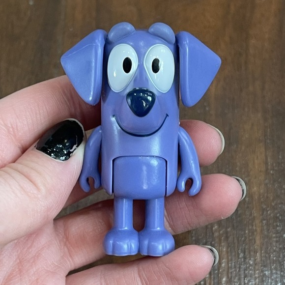 Disney | Toys | Bluey Jean Luc Figure French Canadian Blue Labrador ...
